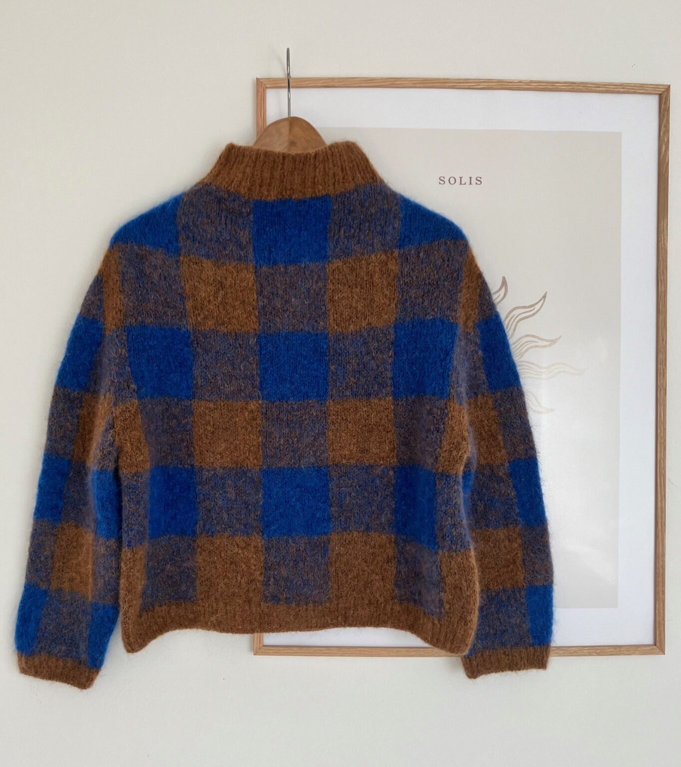 Lumber Sweater fra Knitamore (Strikkeopskrift)